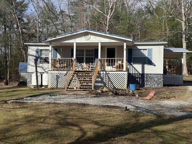 205 Ironwood Ln, Wytheville, VA 24382