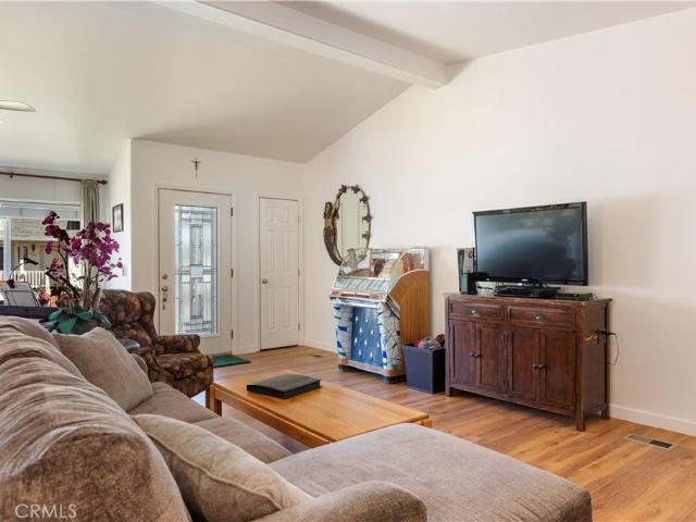 205 Island View Dr, Lakeport, CA 95453 | MLS #LC26094