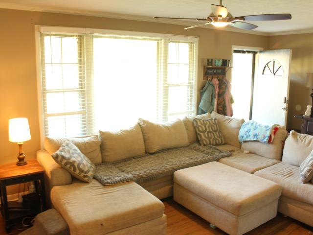 205 Ivy Dr