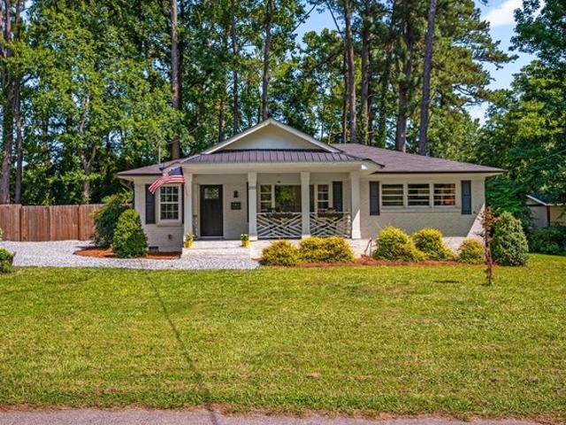 205 Jones Ave, Fuquay Varina, NC 27526