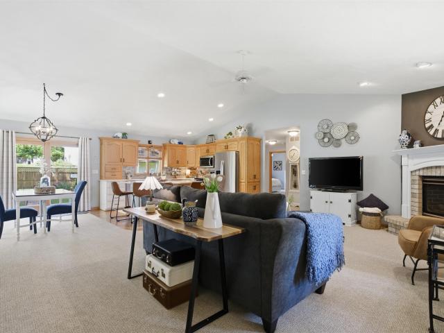 205 oak knoll court