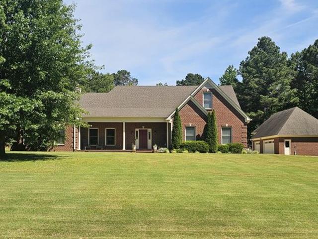 205 Oak Tree Dr, Piperton, TN 38017