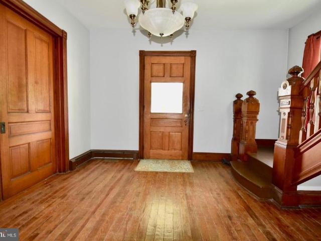 205 Oakley Street # 2