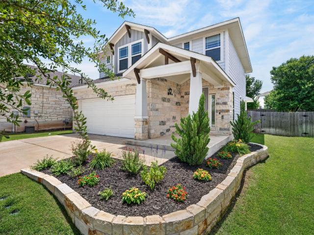 205 Oakstone Dr
