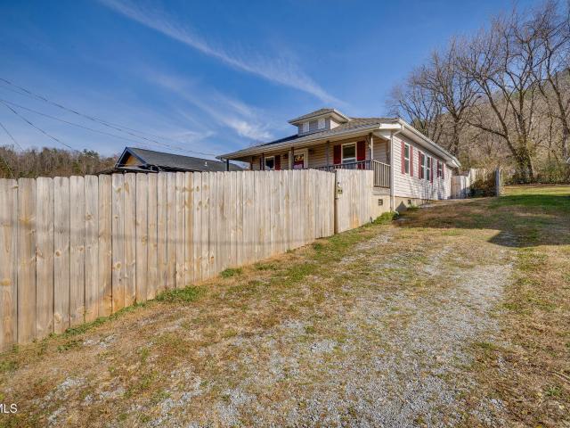 205 Okolona Drive