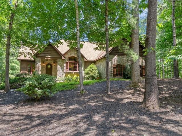 205 Long Cove Ct, Sunset, SC 29685