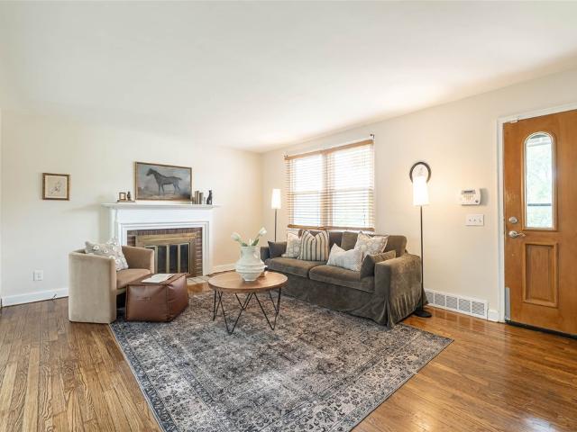 205 Lattimore Rd