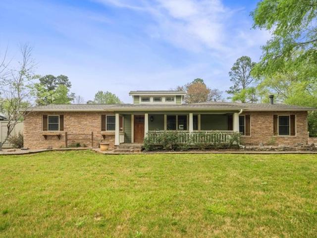 205 Lakeside Rd, Hot Springs, AR 71901