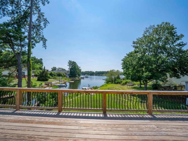 205 Lakewood Drive
