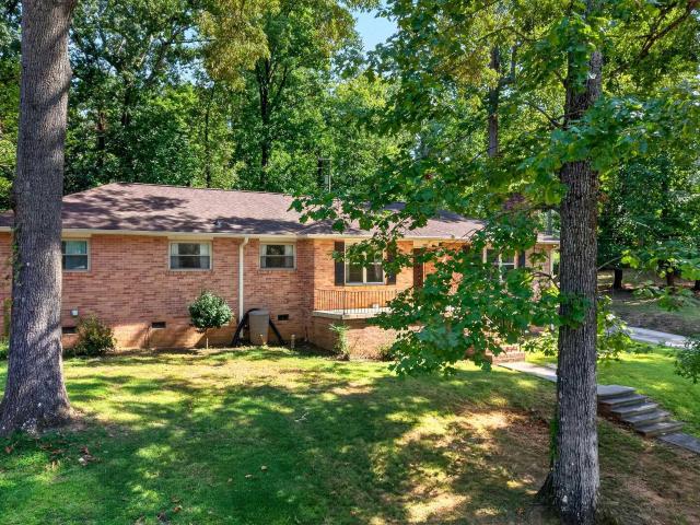 205 Lakewood Drive
