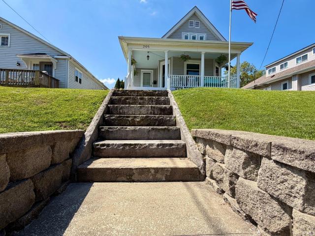 205 Lincoln Avenue
