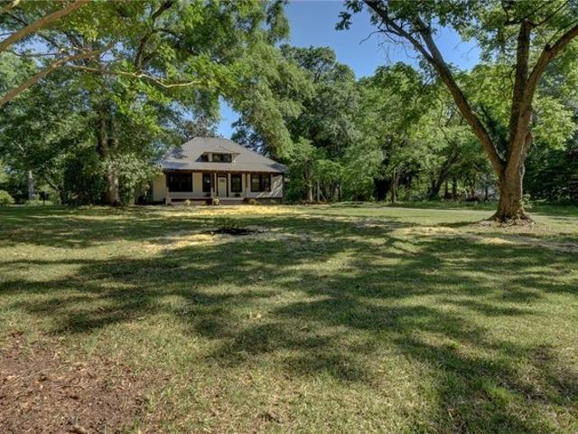 205 Mountain View St, Westminster, SC 29693