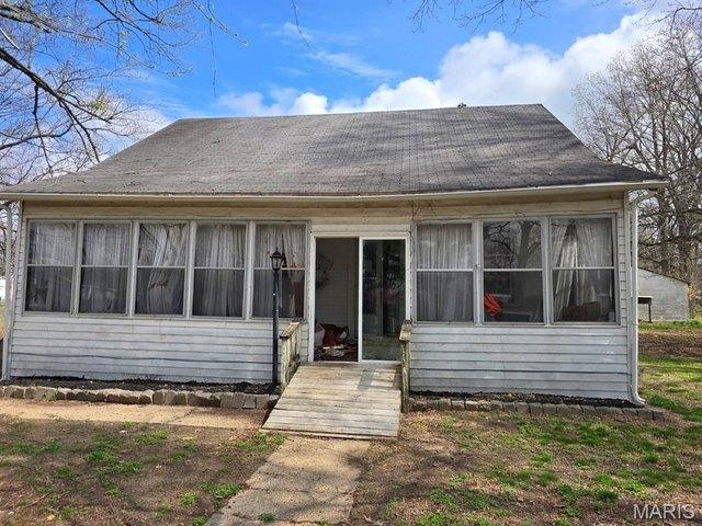 205 Maxine St, East Prairie, MO 63845