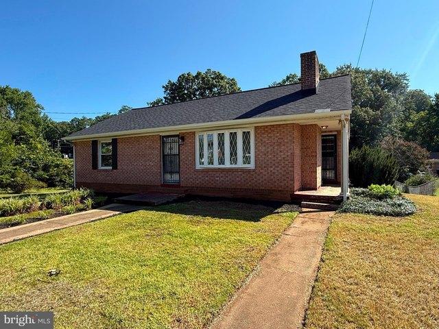 205 Maple St, Fredericksburg, VA 22405