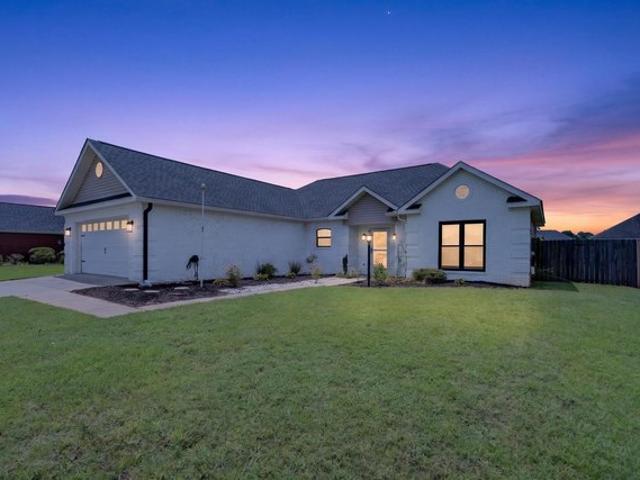 205 Margeson Dr, Warner Robins, GA 31088