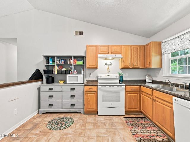 205 Meadow Lane