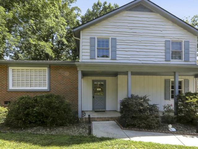 205 N Trail Dr, Raleigh, NC 27615