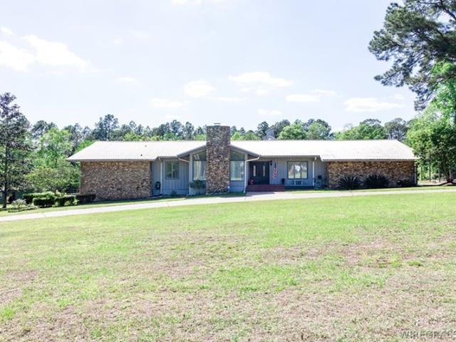 205 N Woodland St, Geneva, AL 36340
