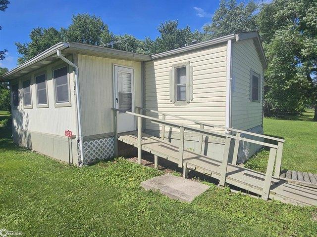 205 N King St, Hillsboro, IA 52630