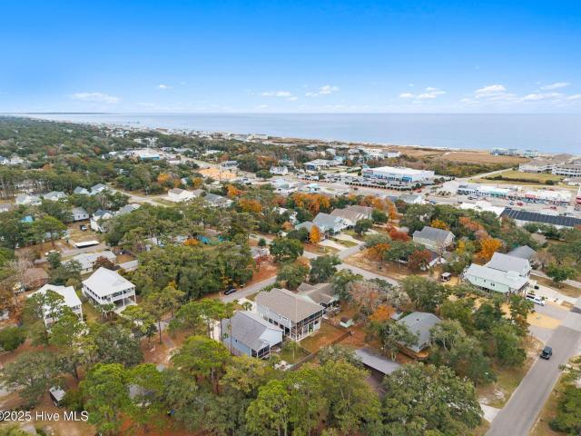 205 NE 59th Street, Oak Island, US, NC
