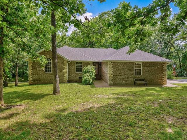 205 Nice Place Rd, Clever, MO 65631