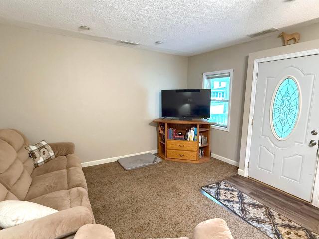 205 S 4th Street
