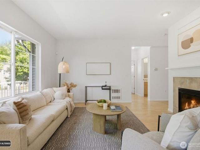 205 S 51st St Unit G, Renton, WA 98055