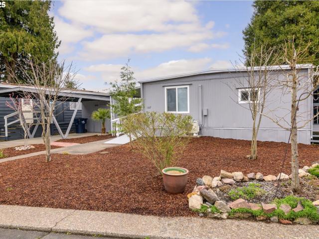 205 S 54TH ST