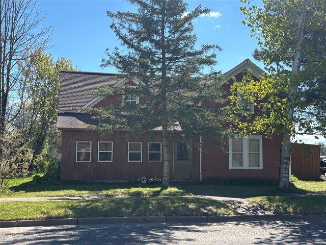 205 S 9th St, Cameron, WI 54822
