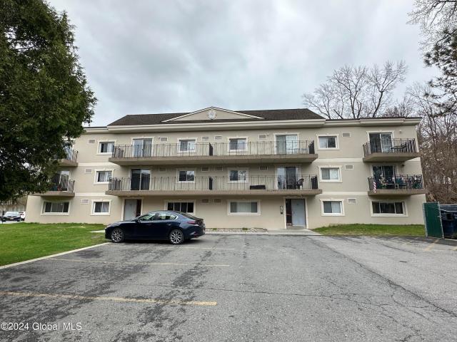 205 S Allen St, Unit 1C, Albany, NY 12208 | MLS #202614 | Compass