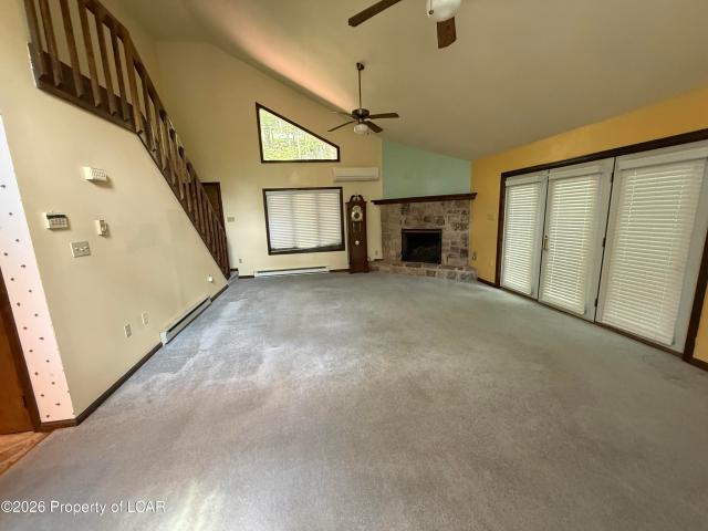 205 S Iroquois Circle