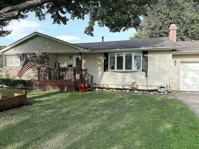 205 S Moose St, Mason City, IL 62664