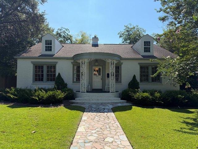 205 S Orange Ave, Dothan, AL 36301
