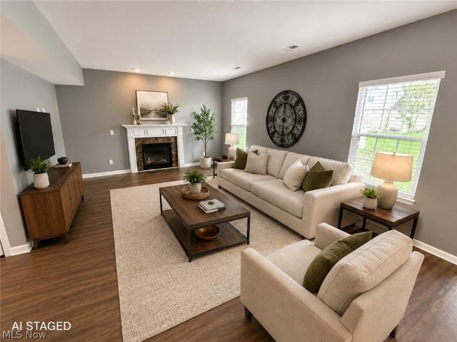 205 S Settlers Lane