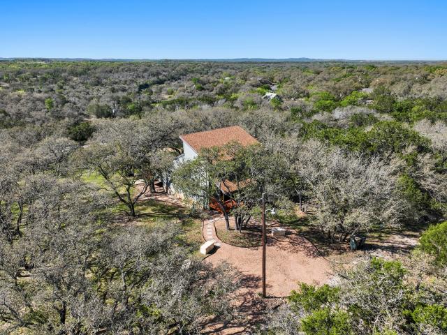 205 Shadows Dr, Spicewood, TX 78669 | MLS #1541