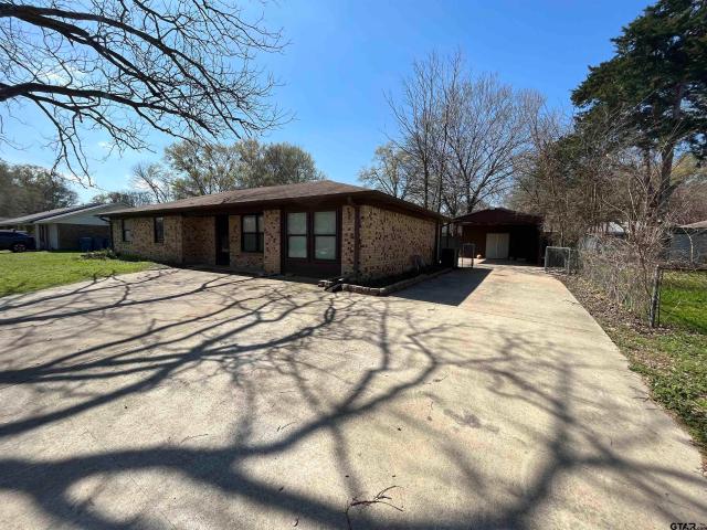 205 Shady, Whitehouse, TX 75791 | MLS #26004 | Compass