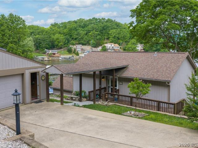 205 Shoelace Drive