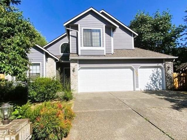 205 Spring Pl, Enumclaw, WA 98022