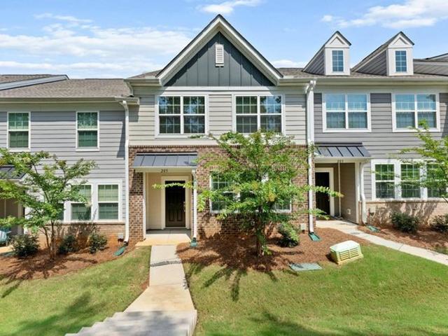 205 Stammer Ln, Travelers Rest, SC 29690