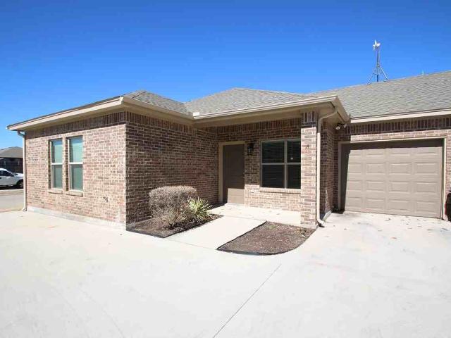 205 Stewart Bend Ct 3 Bedroom Apartment for Rent at 205 Stewart Bend Ct, Azle, TX 76020