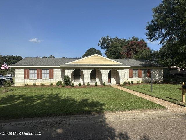 205 Stewart Cir, Pearl, MS 39208