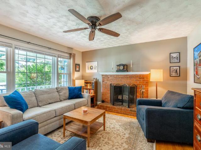 205 Stonewall Drive