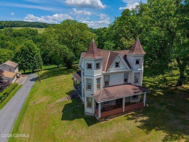 205 Sunbury St, Dalmatia, PA 17017
