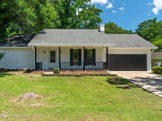 205 Sunset Dr, Petal, MS 39465
