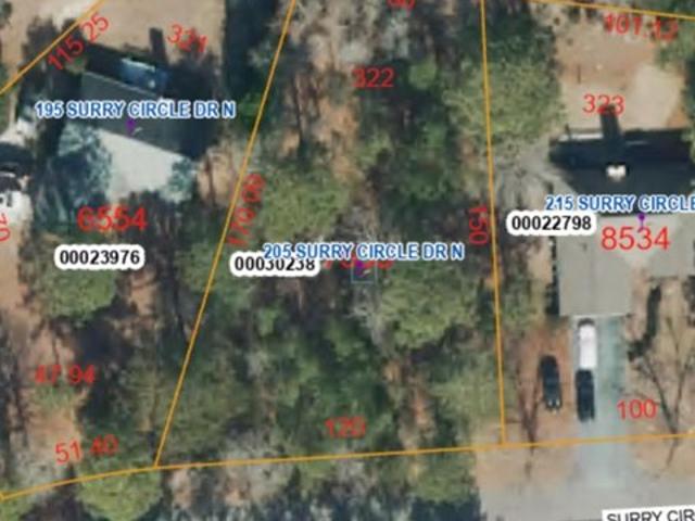 205 Surry Circle Dr, Pinehurst, NC 28374