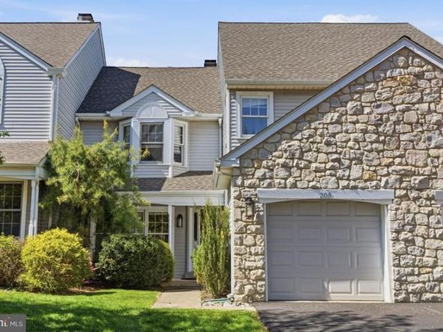 205 Polo Dr, North Wales, PA 19454