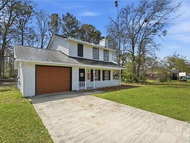 205 Pamela Dr, Allenhurst, GA 31301