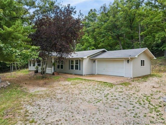 205 Peaceful Valley Rd, Camdenton, MO 65020