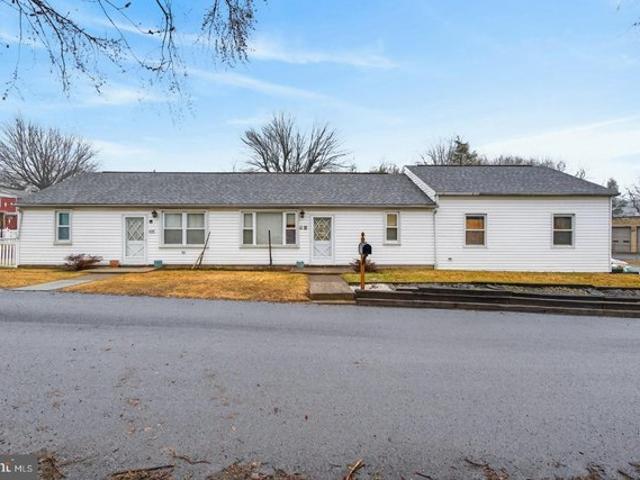 205 Peach St, Harrisburg, PA 17112