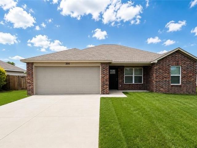 205 Pecan St, Lincoln, AR 72744